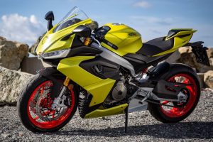 10 Best 600cc Supersport Motorcycles - Monimoto US