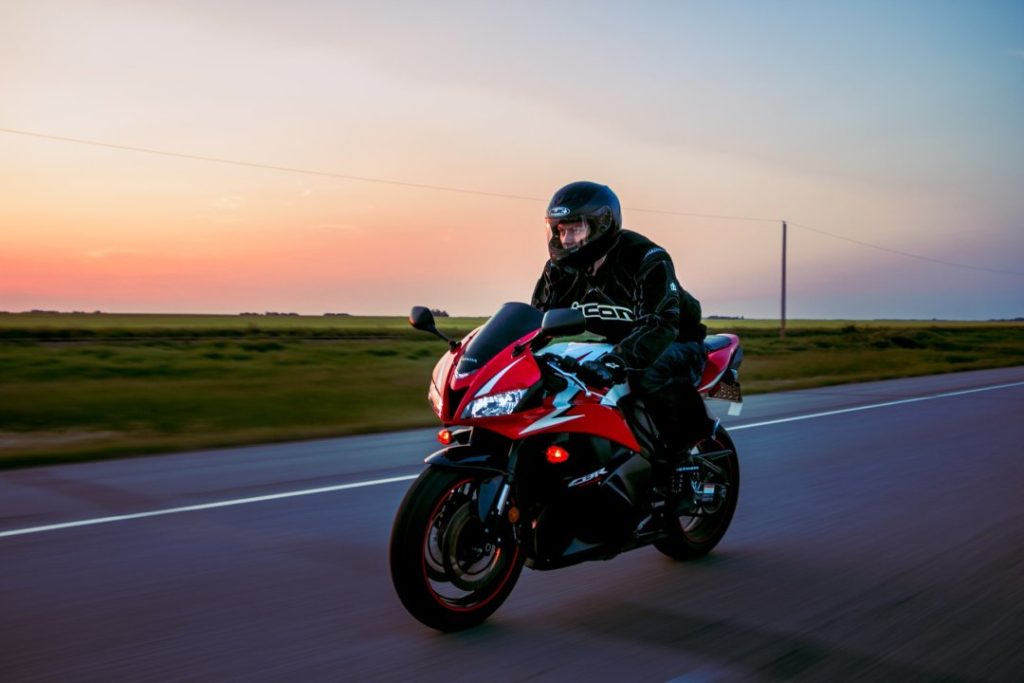 Le 10 Top Motos Sportives - Monimoto France