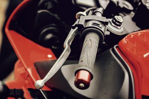 How to Ride a Motorcycle - 6 Easy Steps - Monimoto US