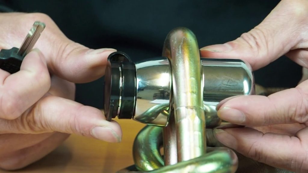 9 Best Motorcycle Anti Theft Devices - Monimoto US